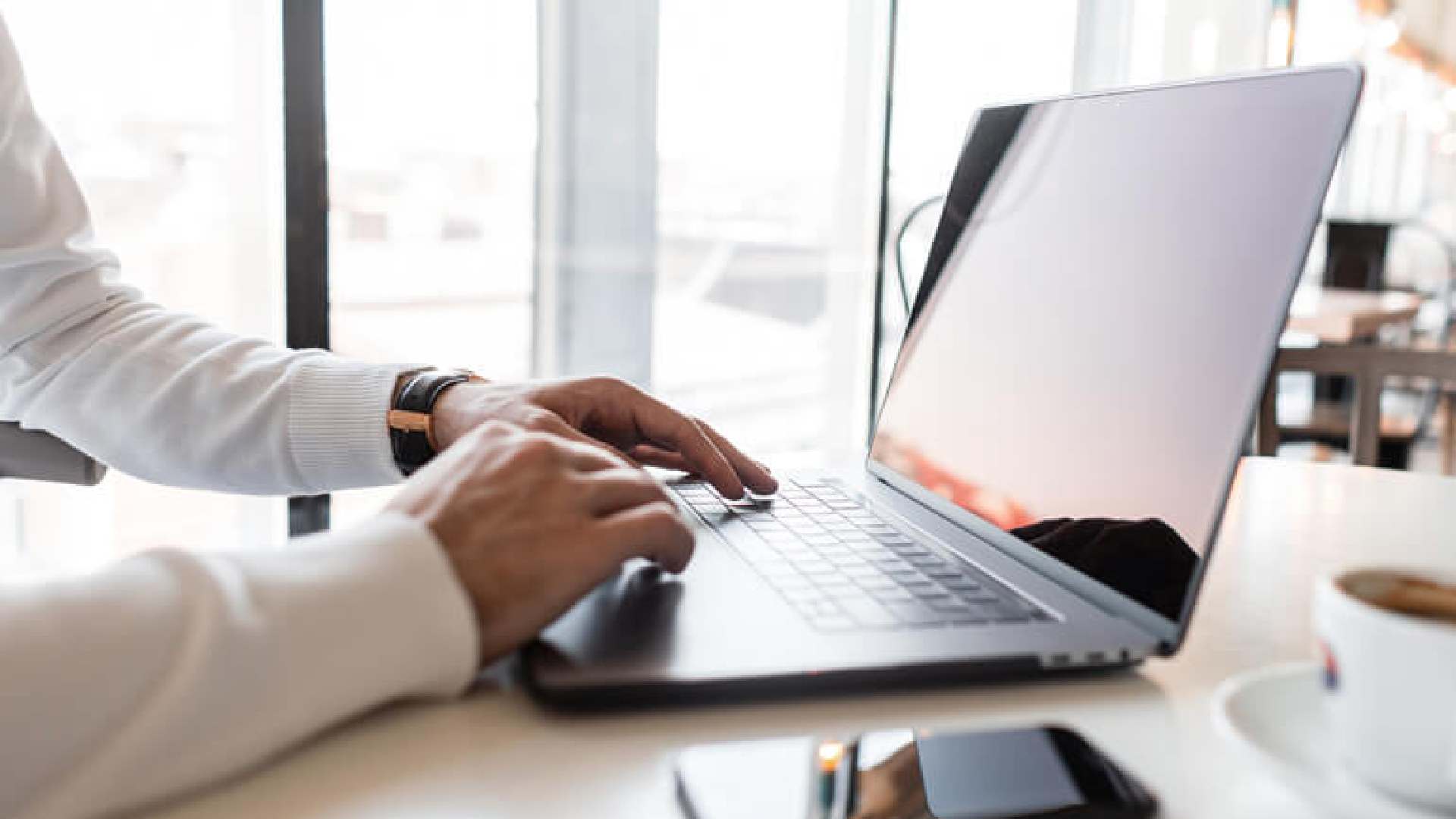 Freelancer UAE: A Guide on Legally Starting Freelancing